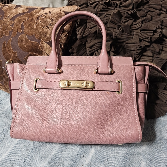 Coach | Bags | Coach Swagger Carryall Satchel In Dusty Rose With ...